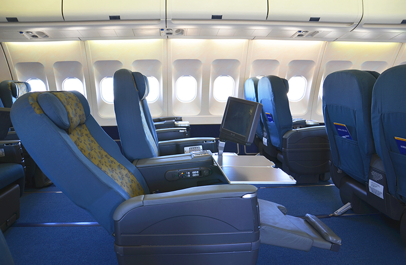 CS-TQW Airbus A330-200 | Virtual Hangar