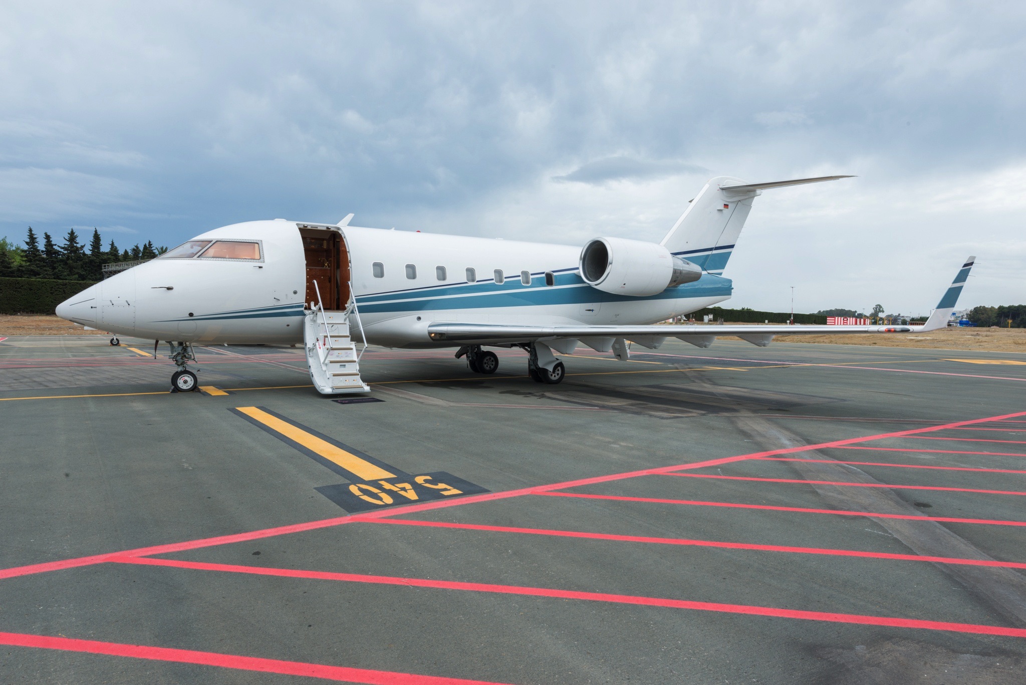 D-ANTR Challenger 604 | Virtual Hangar